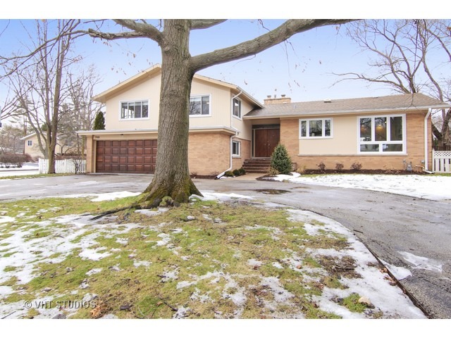 749 Apple Tree Lane, Glencoe, IL 60022 | MLS# 9118822 | @properties ...