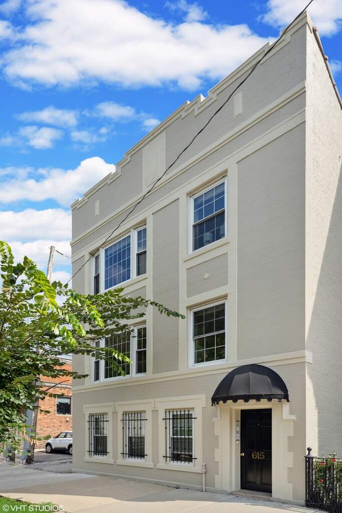 Kelley Farrell Chicago